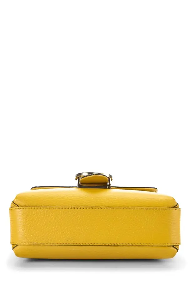 Gucci Leather Shoulder Bag - Yellow