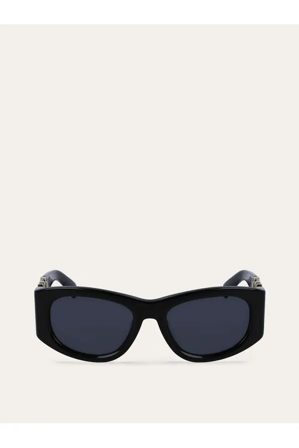 FERRAGAMO Oval Frame Sunglasses