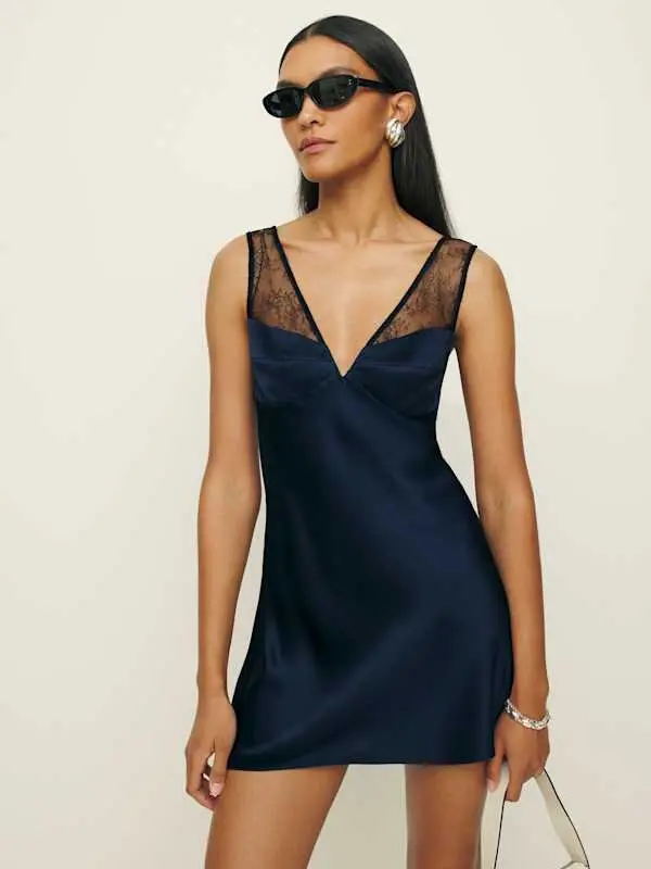 embellished long sleeve tulle skirt mini dress in blue Gaëlle Blue faux-pearl-embellished pleated maxi dress L / Blue main image 1