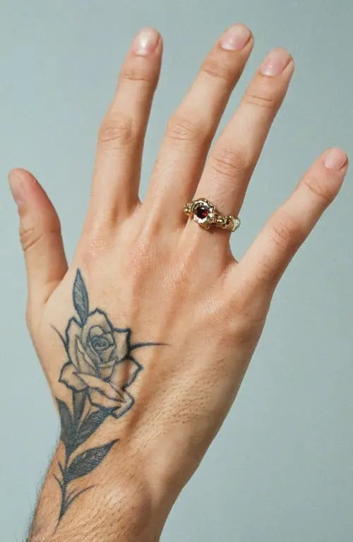 FARIS Spell Garnet Ring