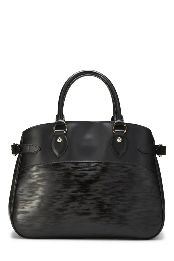 LOUIS VUITTON Epi Passy - Black