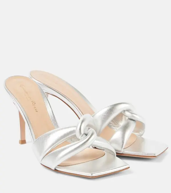 GIANVITO ROSSI Amour 90 Metallic Leather Mules - Silver