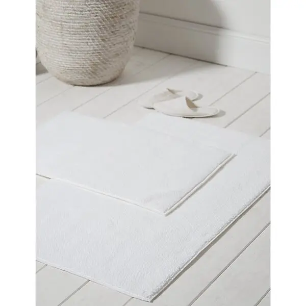 THE WHITE COMPANY Le De Ré Cotton Bath Mat 70cm X 110cm - White