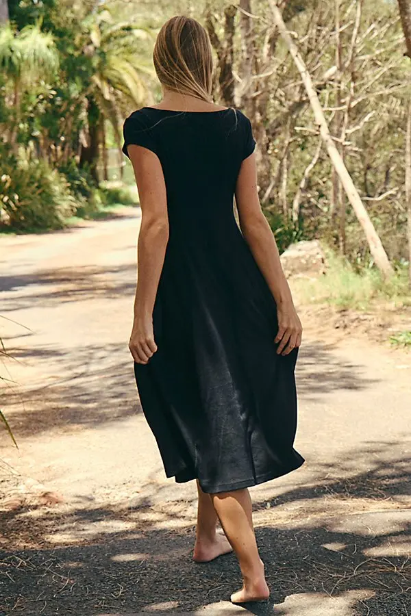 Free People Magnolia Midi Dress - Black | Editorialist