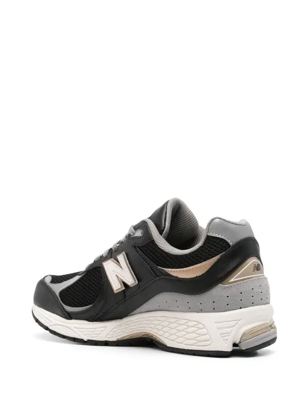 NEW BALANCE 2002r Sneakers