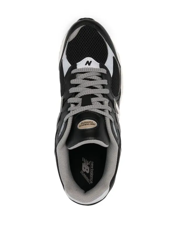 NEW BALANCE 2002r Sneakers
