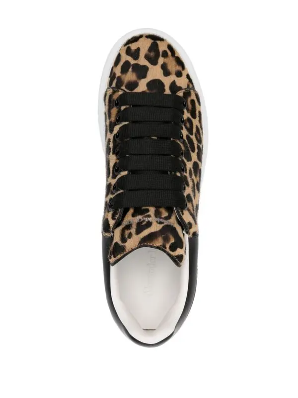 Alexander McQueen Oversized Sneakers - Neutrals