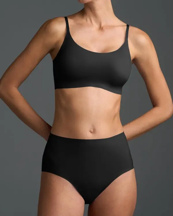 EBY Bralette, Seamless - Black