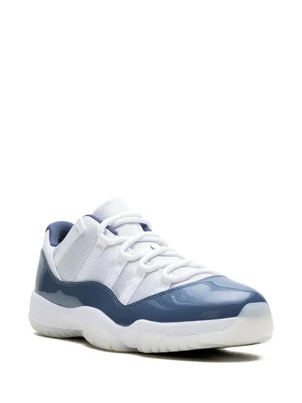JORDAN Retro Low Sneakers