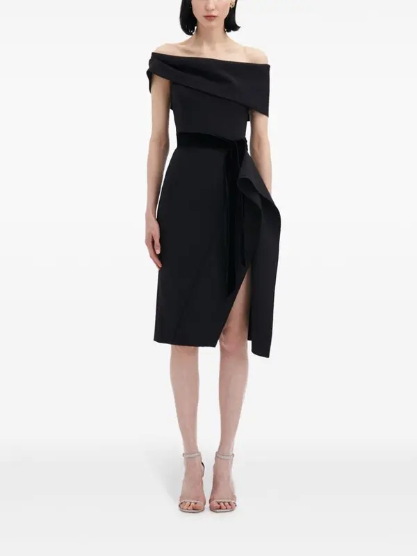 Oscar De La Renta Ribbon-Detailed Off-Shoulder Cocktail Dress In Black -  79% Off | Editorialist