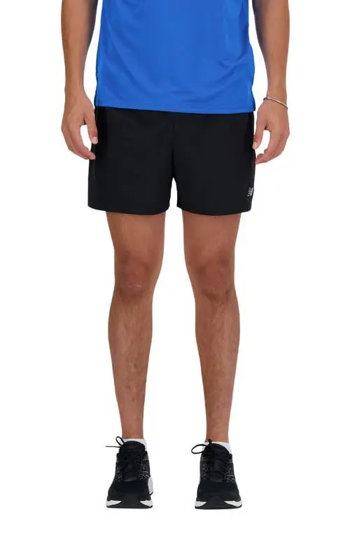 NEW BALANCE Sport Essentials Shorts