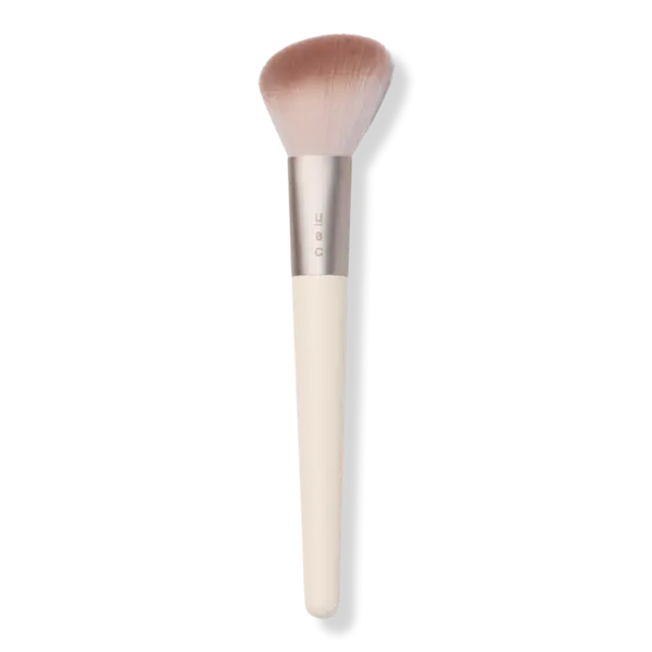 ULTA BEAUTY COLLECTION Angled Blush Brush 148 - One-color