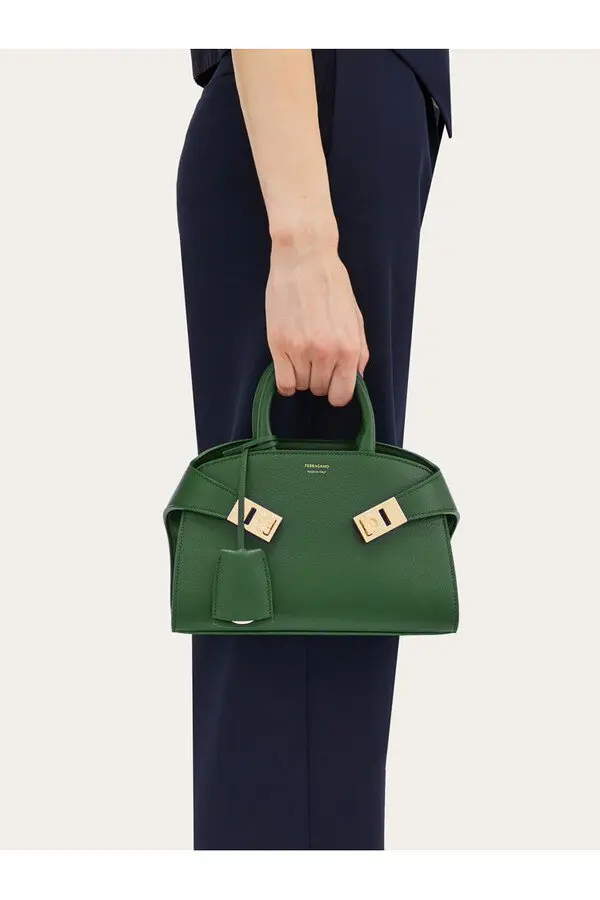 FERRAGAMO Hug Handbag Xs - Green