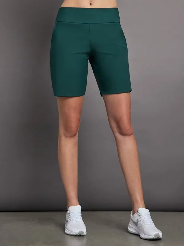 Carbon38 Golf Short - Ponderosa Pine
