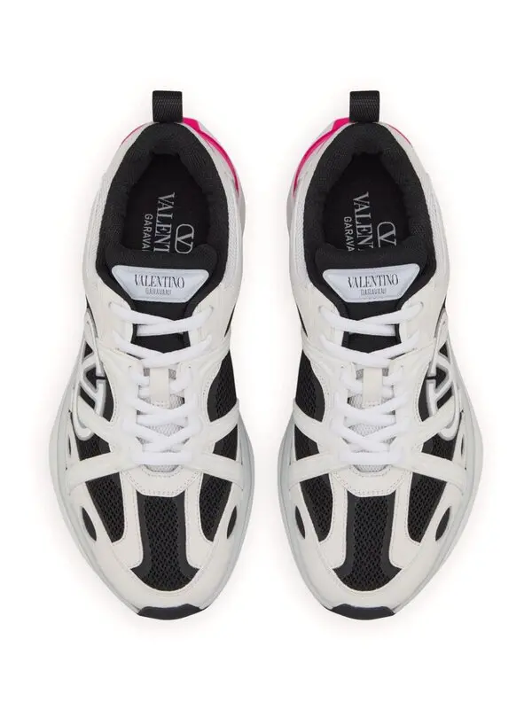 Valentino Garavani Vlogo Easyjog Sneakers - White