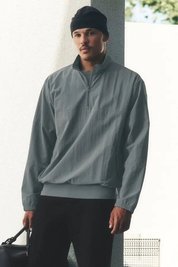 Alo Yoga Lightweight Track Pullover Top - Monument