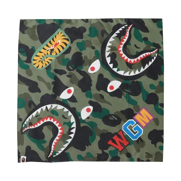 A BATHING APE 1st Camo Shark Bandana - Green