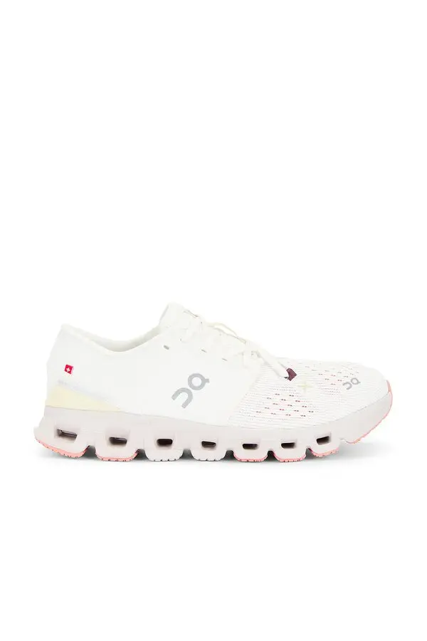 On X 4 Sneaker In Ivory