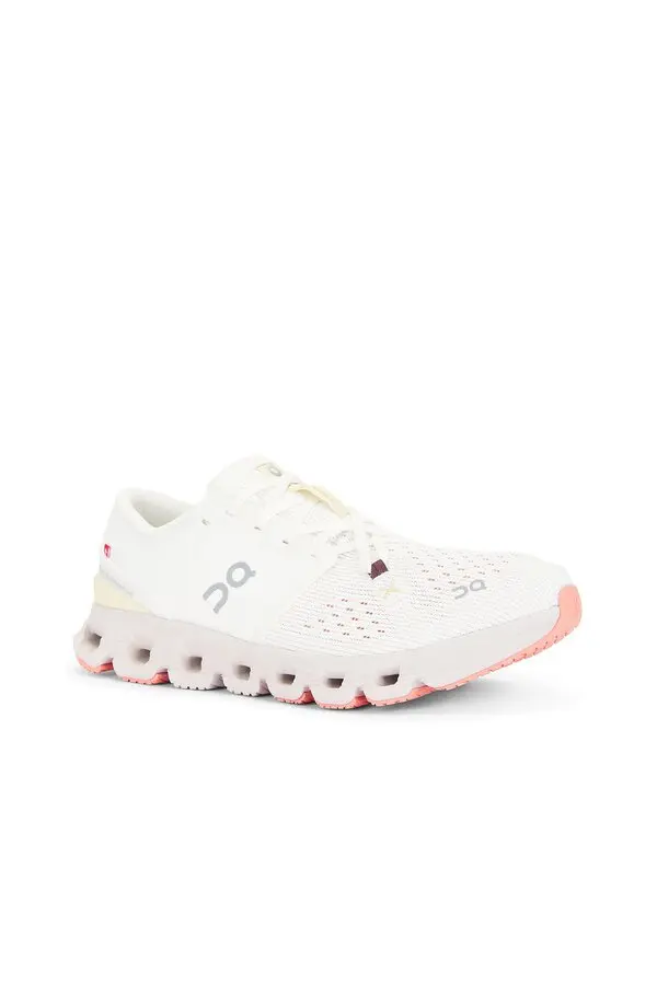 On X 4 Sneaker In Ivory