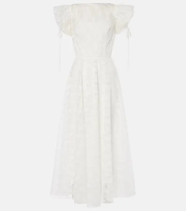 accessories for a red lace dress RED LACE DRESS – iDressmx main image 1