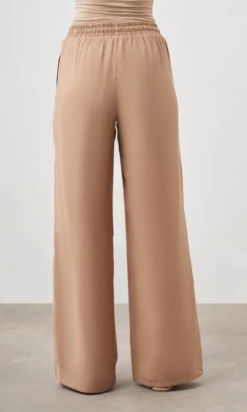 MIZALLE Wide Leg Pants - Beige