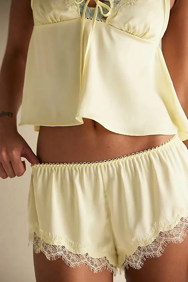 KAT THE LABEL Sorrento Shorts - Limoncello