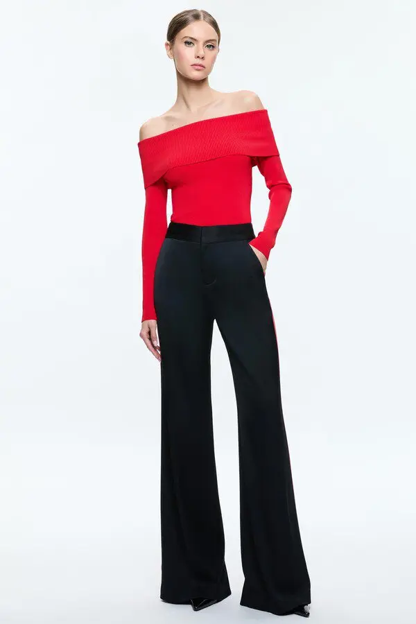 Alice + Olivia Dolan Off-the-shoulder Pullover