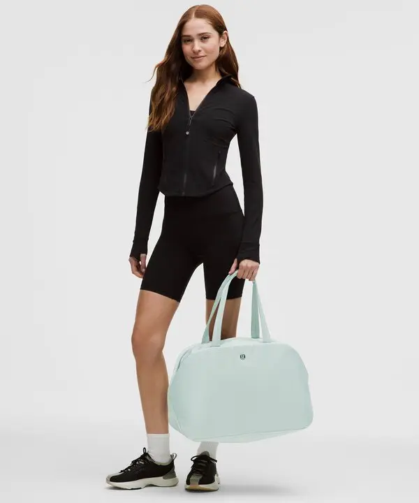 Lululemon City Essentials Bag - Pelican