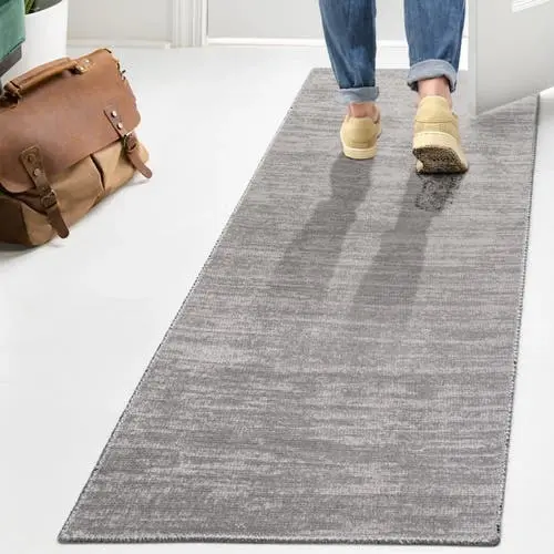 JONATHAN Y Twyla Classic Solid Low-pile Machine-washable Area Rug - Light Gray