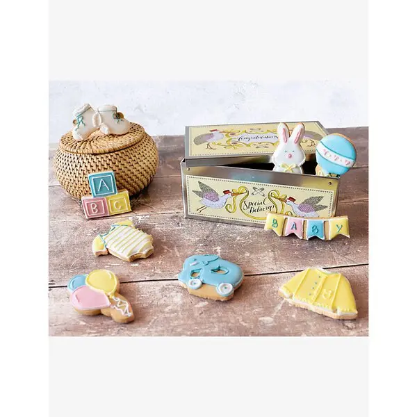 BISCUITEERS Baby Shower Hand-iced Biscuits Tin
