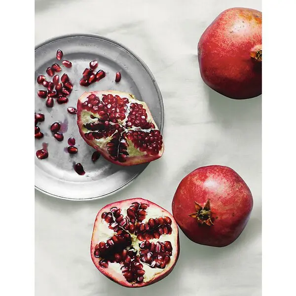 THE WHITE COMPANY Pomegranate Large Candle 770g