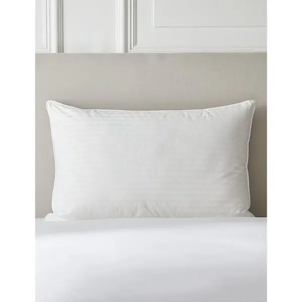 THE WHITE COMPANY Luxury Hugarian Medium Goose-down Pillow 50cm X 75cm - One-color