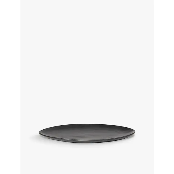 FERM LIVING Flow Medium Porcelain Plate 22cm - Black