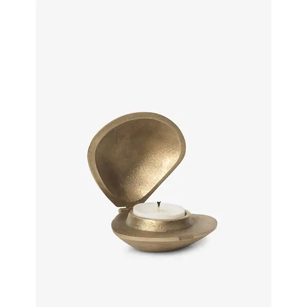 FERM LIVING Clam-shaped Tea Light Holder - Brass