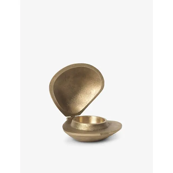 FERM LIVING Clam-shaped Tea Light Holder