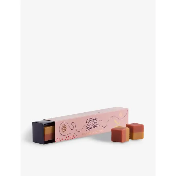 FUDGE KITCHEN Rhubarb And Custard Fudge Slider 125g
