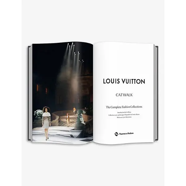 THAMES & HUDSON Louis Vuitton Catwalk Book