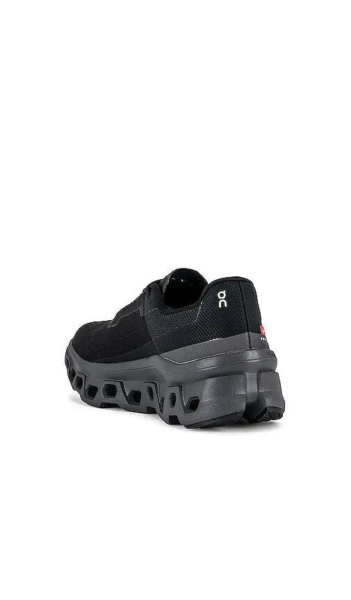 On Cloudmonster Sneakers - Black