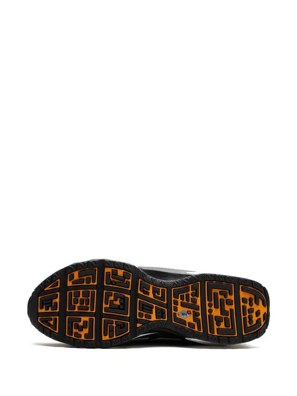 Nike Air Max Sunder Sneakers