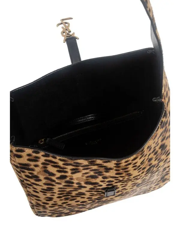 Saint Laurent Le 5 À 7 Shoulder Bag - Neutrals