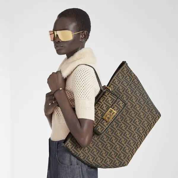 Fendi Baguette Mini Bag - Brown