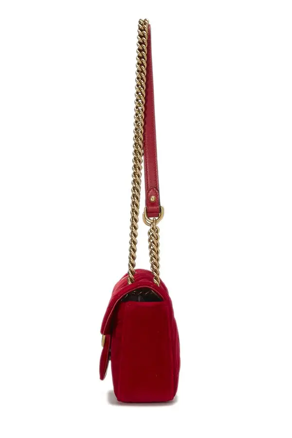 Gucci Velvet Gg Marmont Shoulder Bag - Red