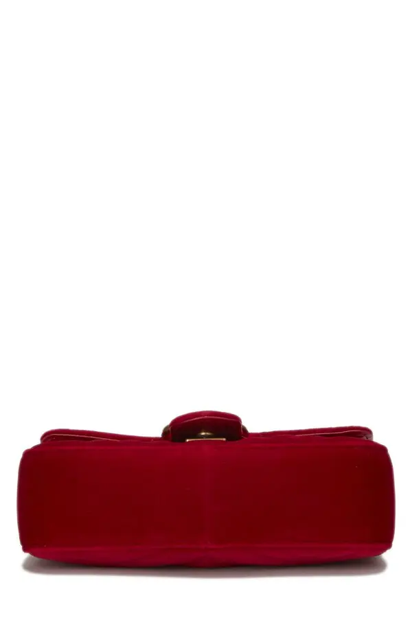Gucci Velvet Gg Marmont Shoulder Bag - Red