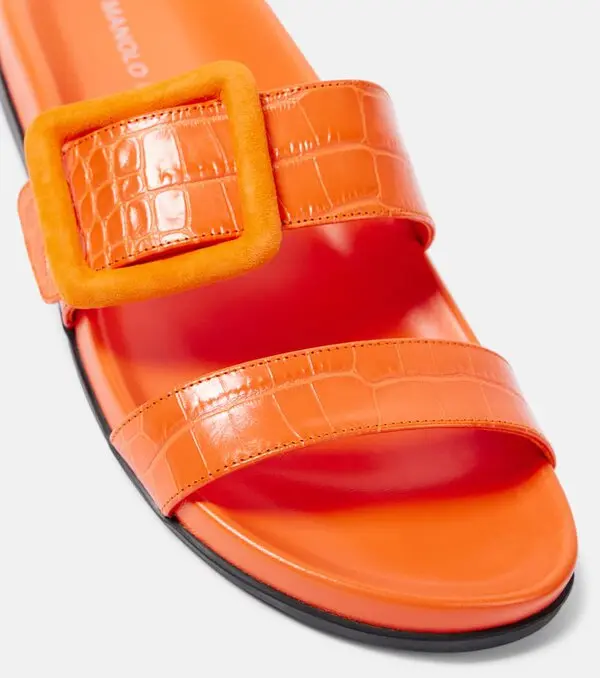 Manolo Blahnik Mayfu Leather Slides - Orange