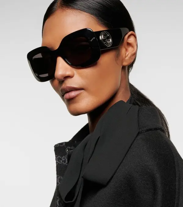 Gucci Fifth Avenue Oversized Sunglasses - Black