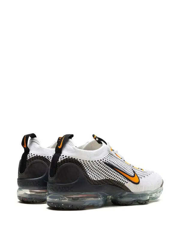 Nike Air Vapormax 2021 Flyknit Sneakers - White