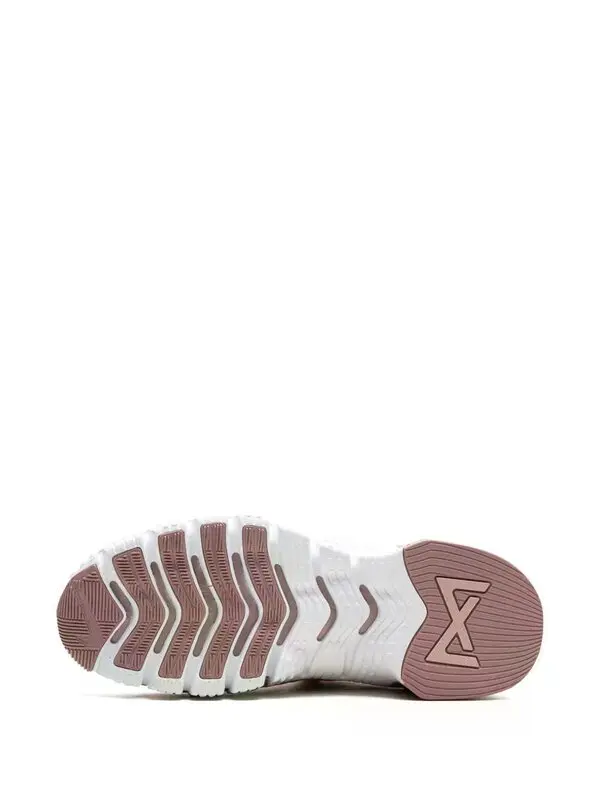 Nike Free Metcon Oxford Sneakers - Pink
