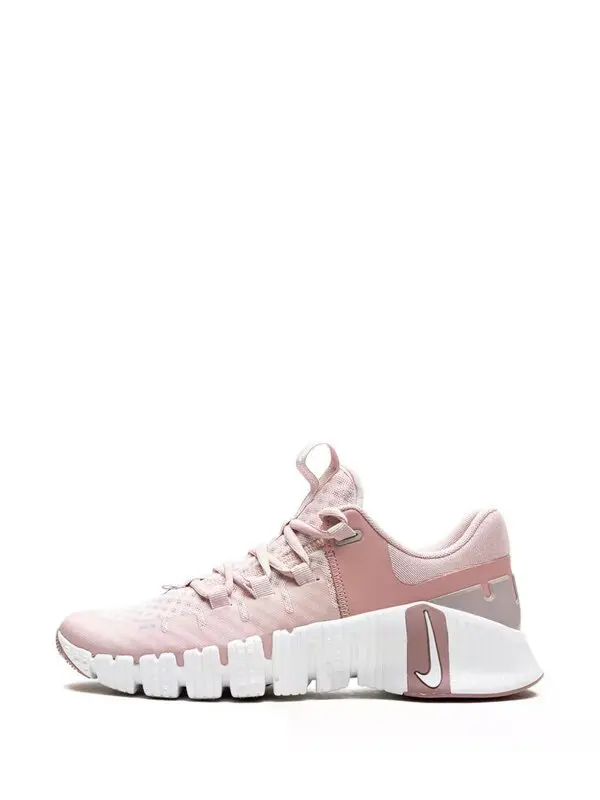 Nike Free Metcon Oxford Sneakers - Pink