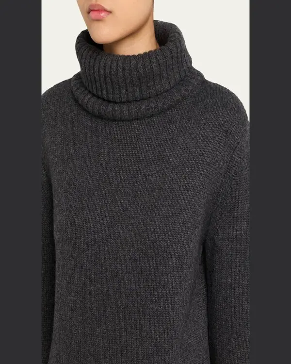 Michael Kors Oversized Turtleneck Cashmere Sweater - Mdgrn