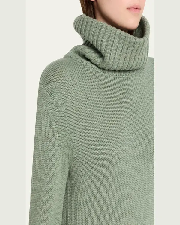 Michael Kors Oversized Turtleneck Cashmere Sweater - Mdgrn